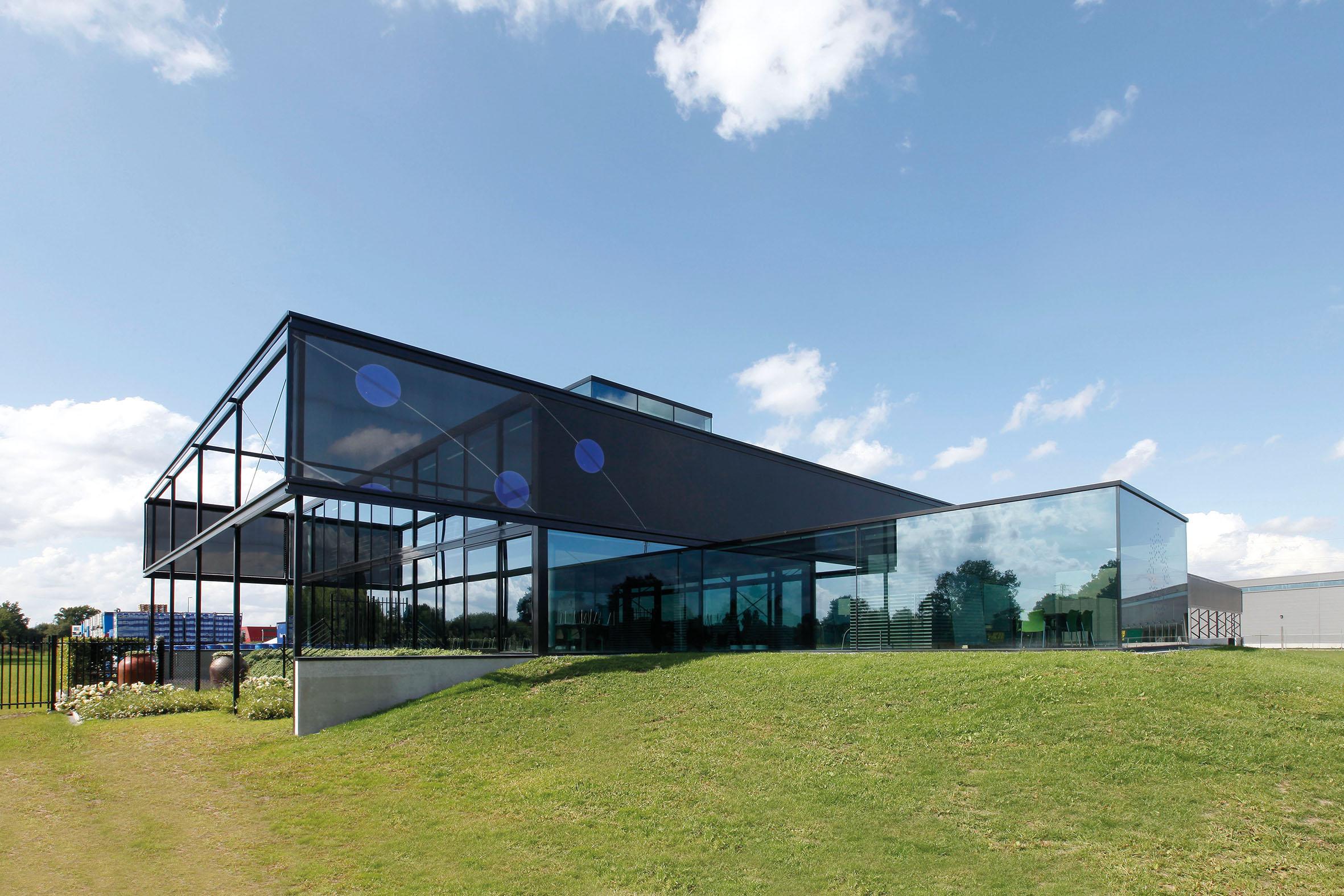 Breustedt Apeldoorn | Group Ceyssens