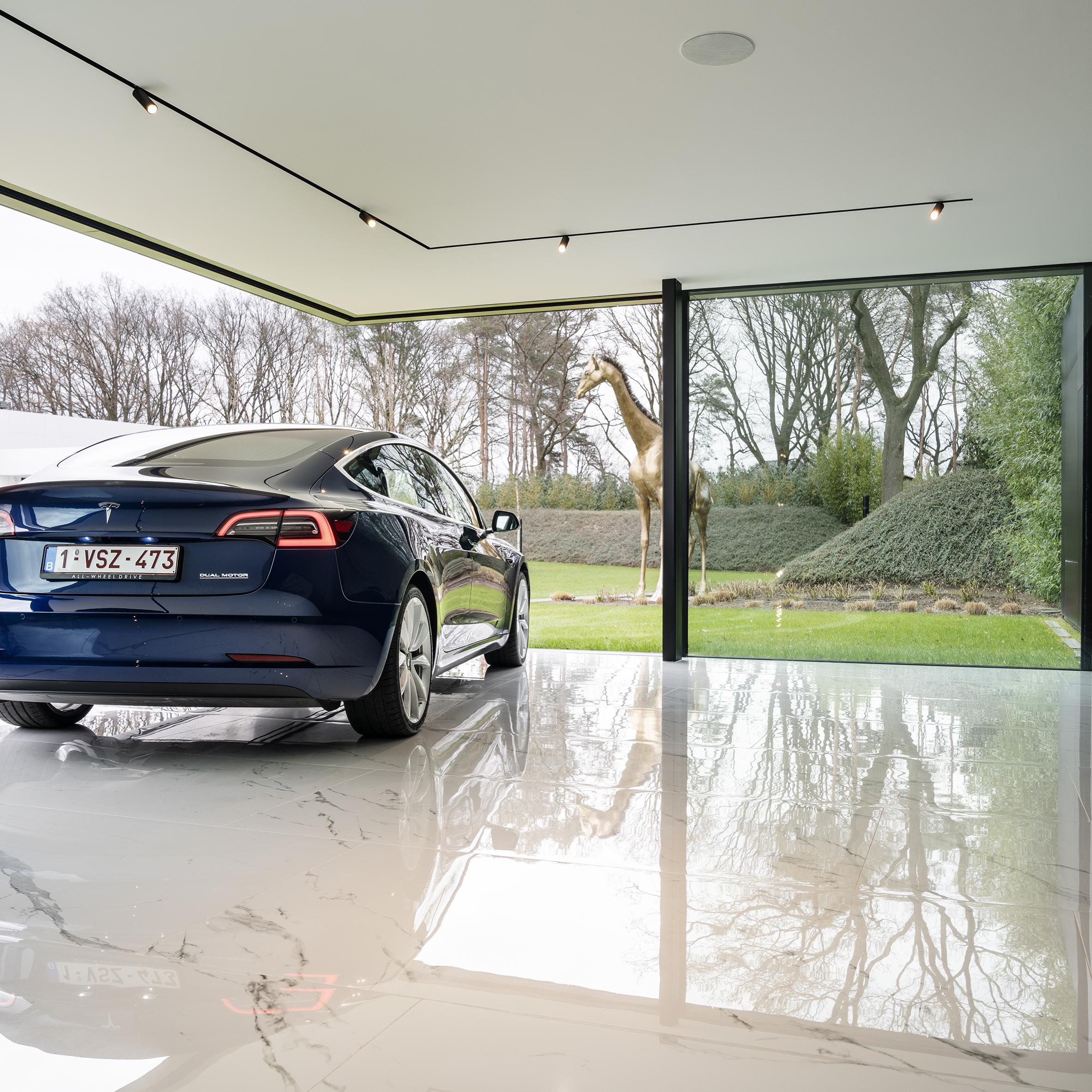 Carhouse | Group Ceyssens